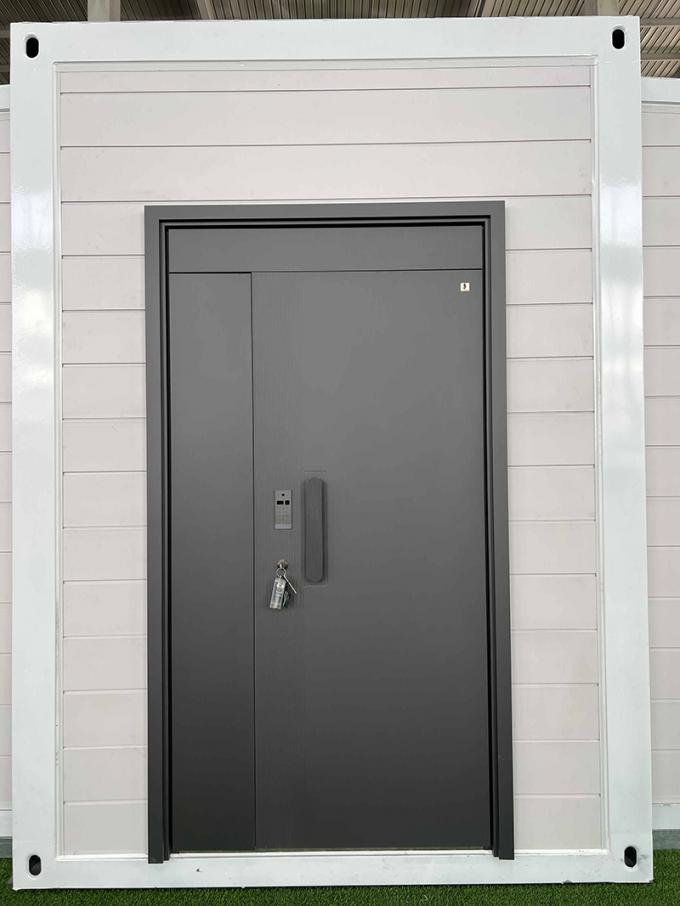 40ft Expandable Container Shelter White Frame Gray Wall Panel Broken ...